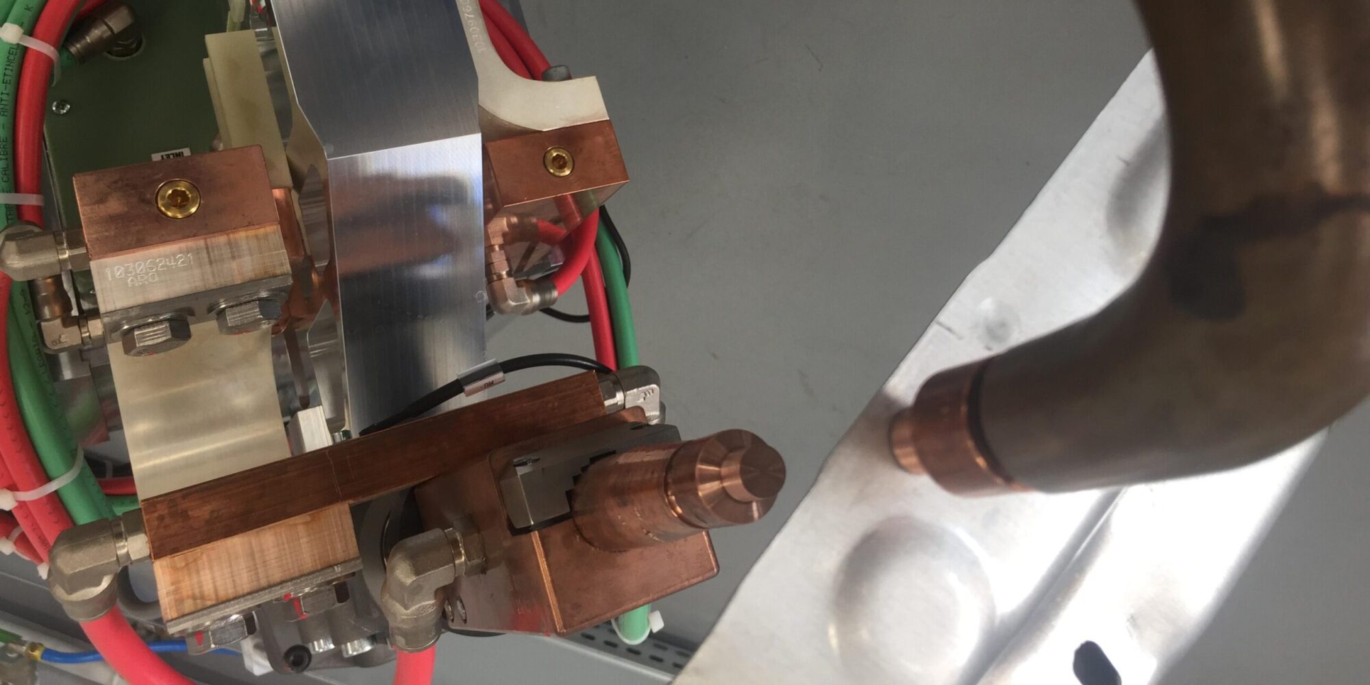 Robotic Aluminium Spot Welding - ARO Technologies