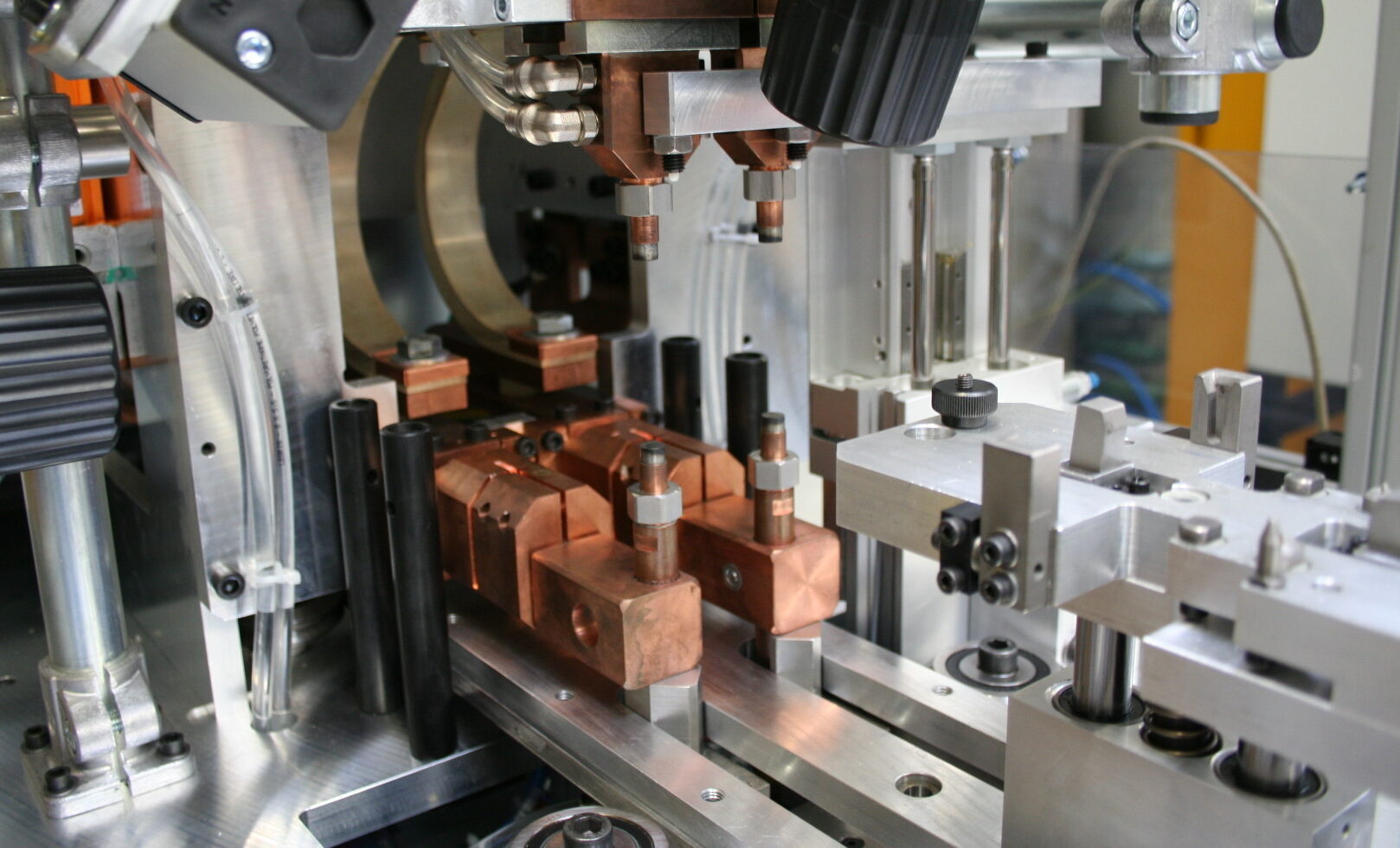 Stationary Welding Solutions - ARO Technologies